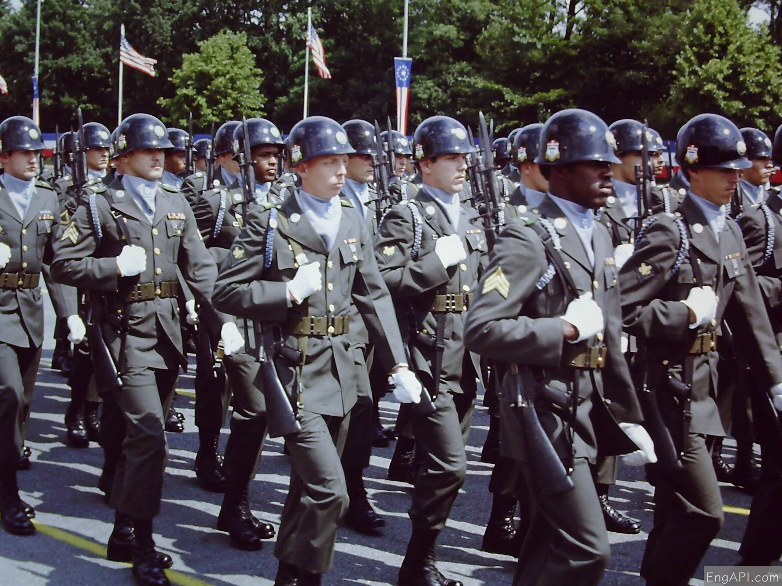 单词详解 | brigade - 英语接口